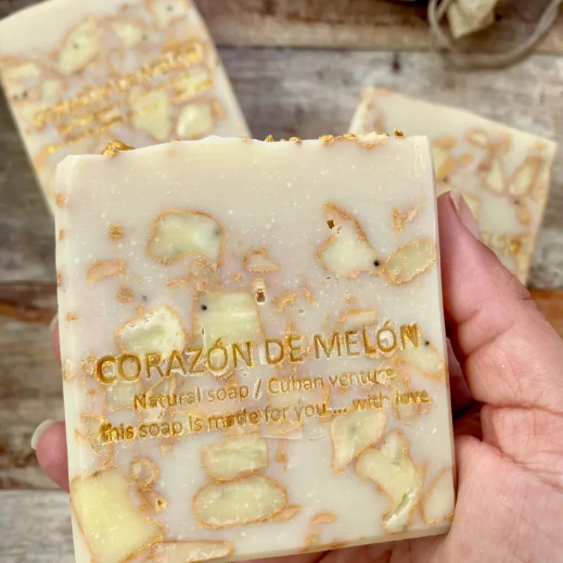 Turrón de Limón , Línea Rústica Elegante - Corazón de Melón | El Yerro Menú