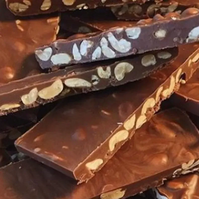 Tableta de chocolate crunchy, CHOCOLATES - Mani Laura | El Yerro Menú