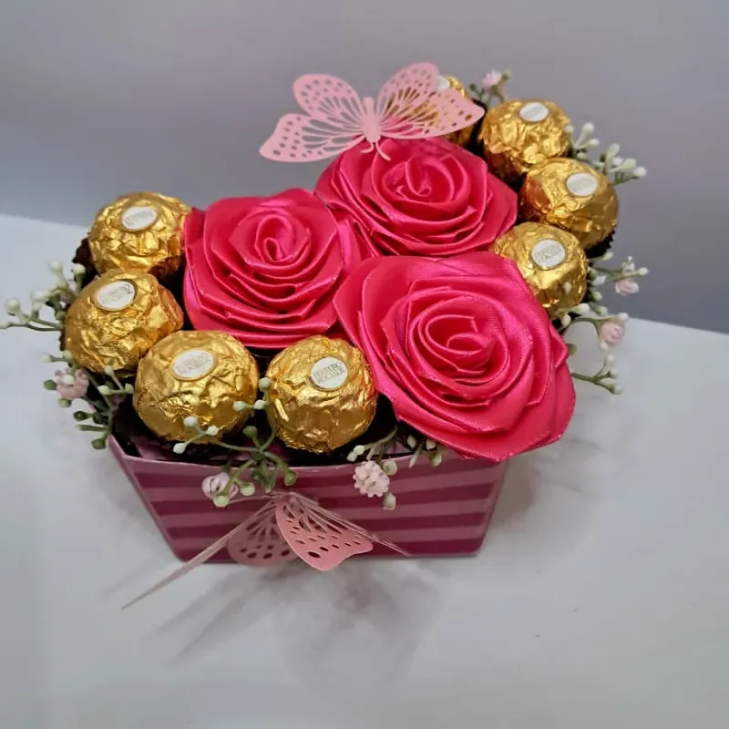 Corazoncito Box, La caja de MUSA🎁🌸 - MUSA | El Yerro Menú