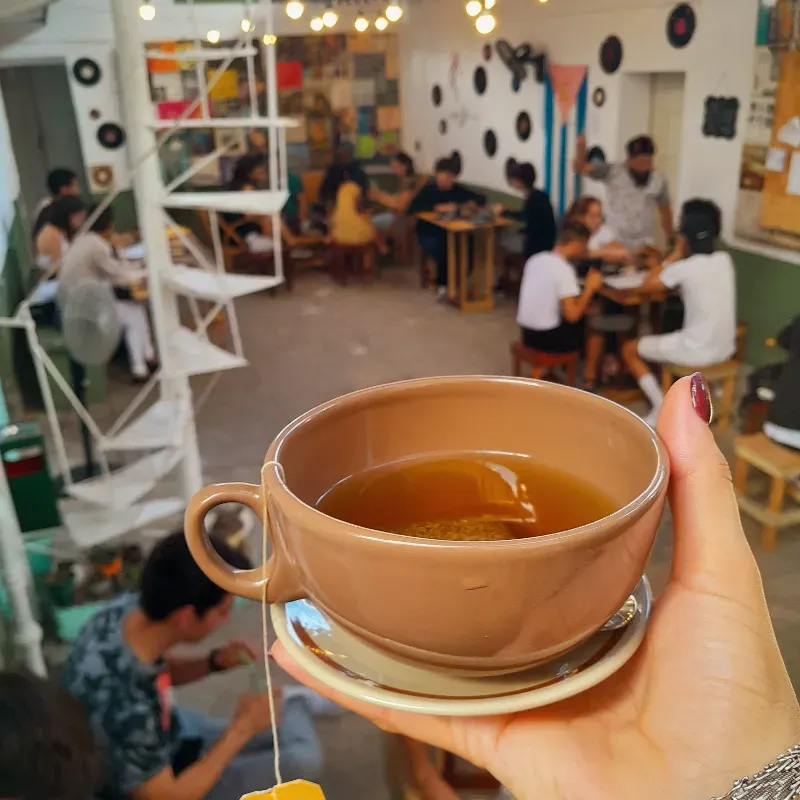 Te, Cafés calientes - Sarandonga patio Café | El Yerro Menú